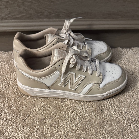 New Balance | Shoes | New Balance 48 Girls Tan And White Sneakers ...